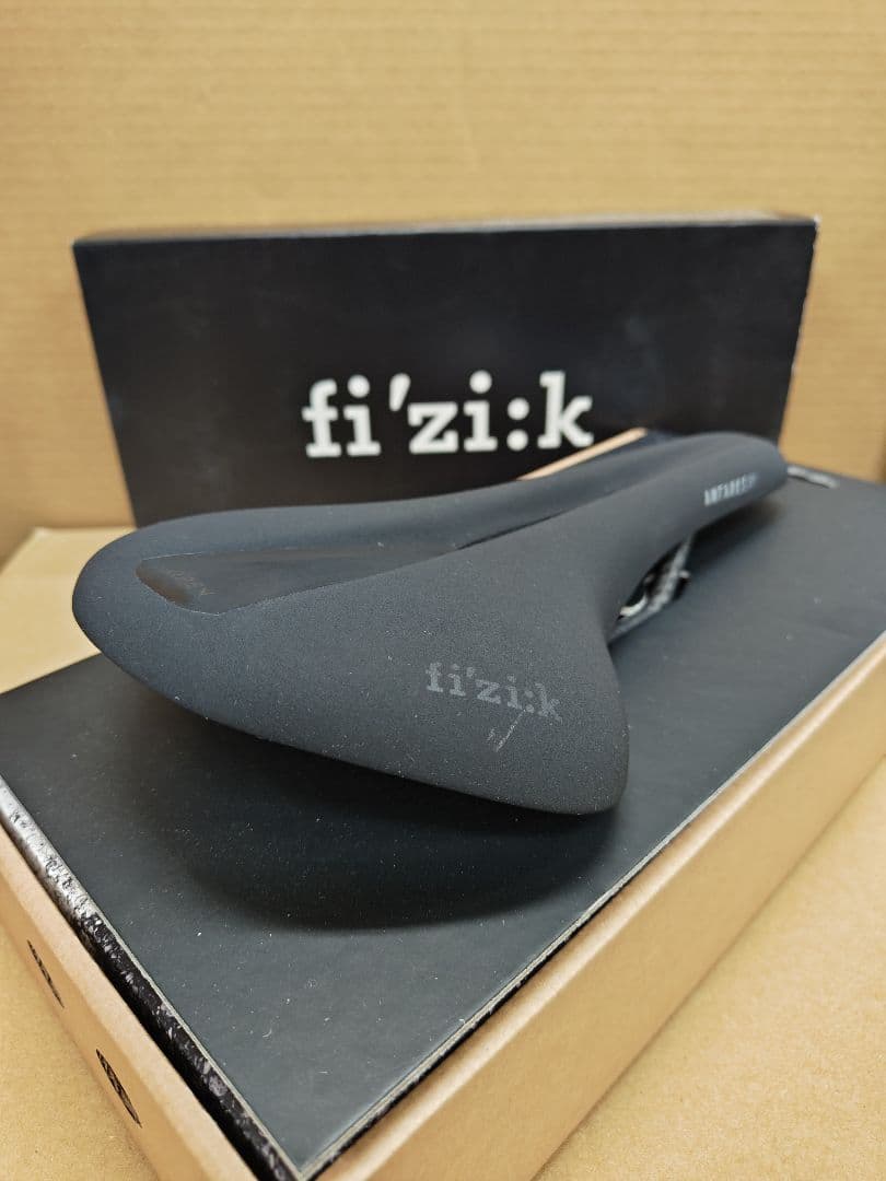 FIZIK ANTARES R1 OPEN カーボンレール forカメレオン