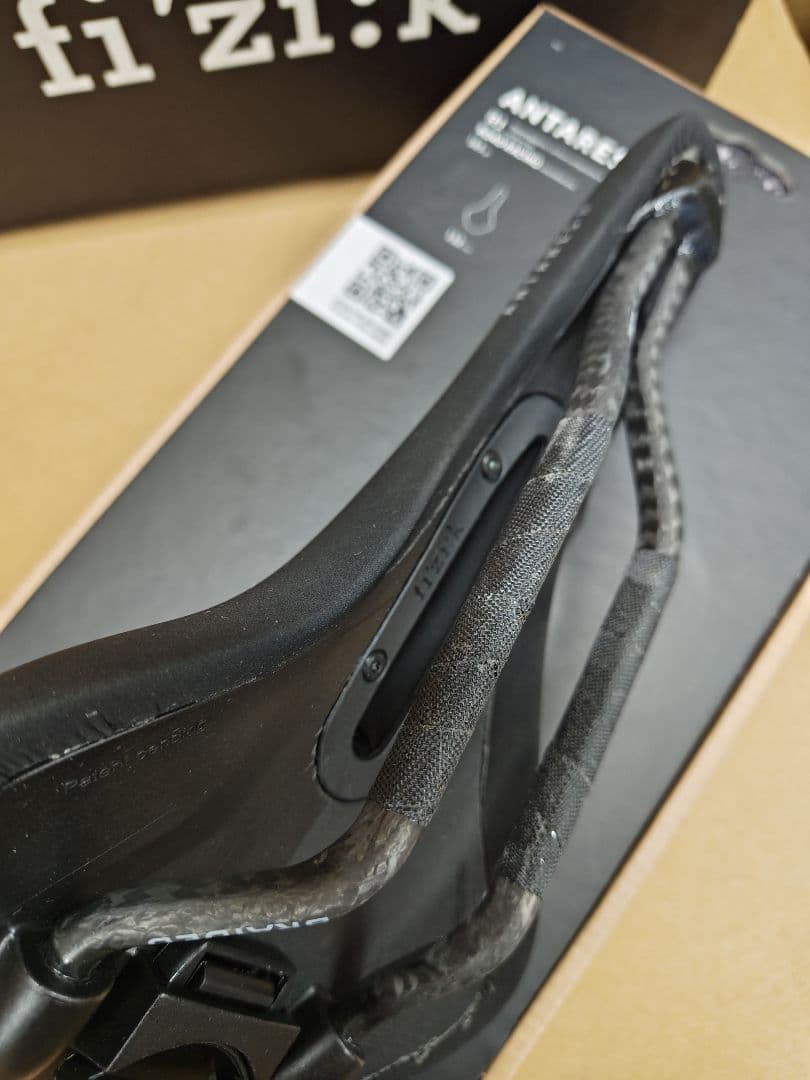 FIZIK ANTARES R1 OPEN カーボンレール forカメレオン