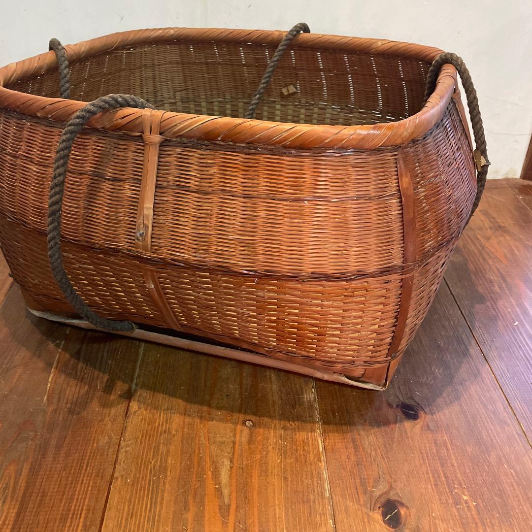 美品　レトロ　竹籠　バスケット　編み籠　収納　かご　大きいサイズ　インテリアに