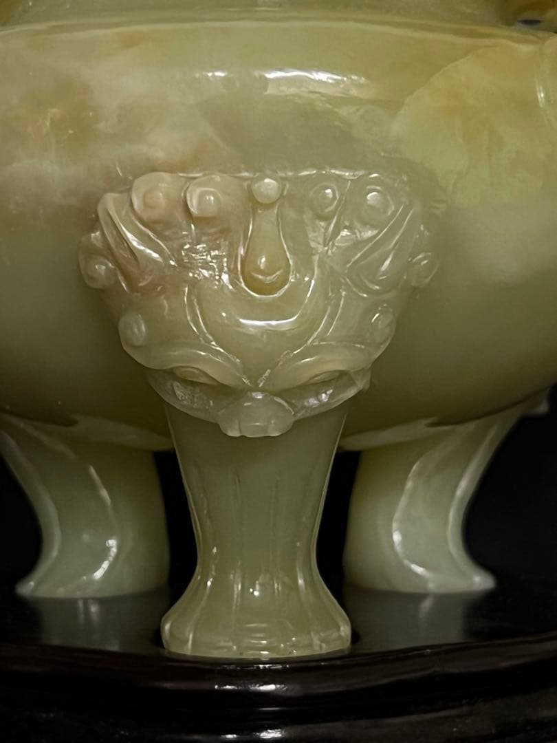 香炉　清時代　天然玉香炉　精巧な彫刻　紫檀台 BL1--3