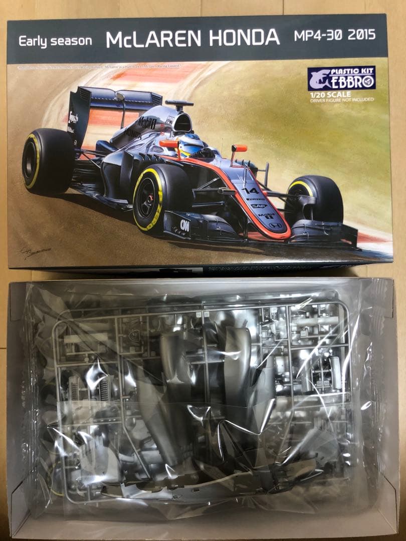 McLaren Honda MP4-31 & MP4-30 プラモデルキット
