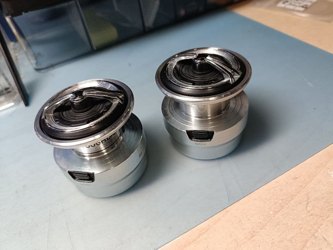 ダイワ　19レグザLT3000D 替えスプール＆ドラグノブ2セット