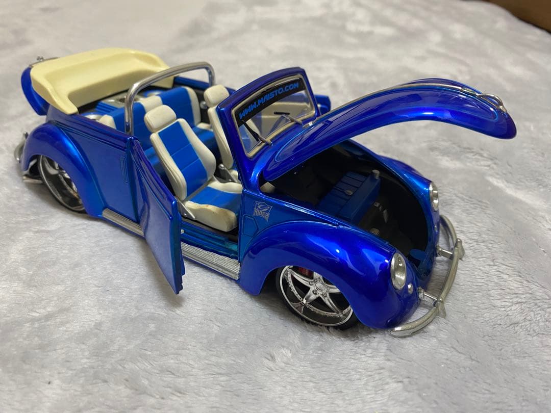 ミニカー Maisto VOLKSWAGEN(1951) 1/18