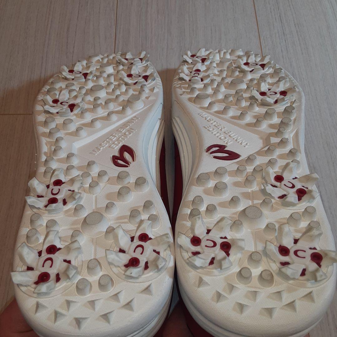 マスターバニーエディション　レディース　ゴルフシューズ　レッド　23.5cm