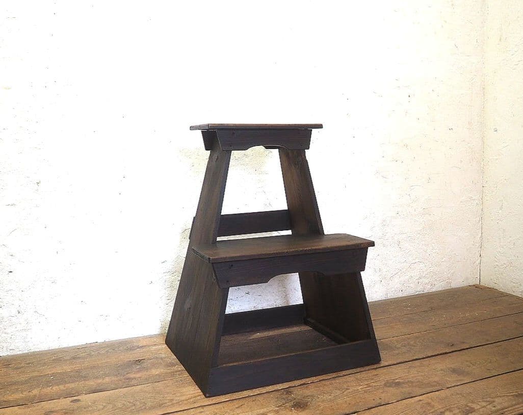 1345 ビンテージ　レトロな踏み台　展示台　花台　ガーデン　古家具　古道具