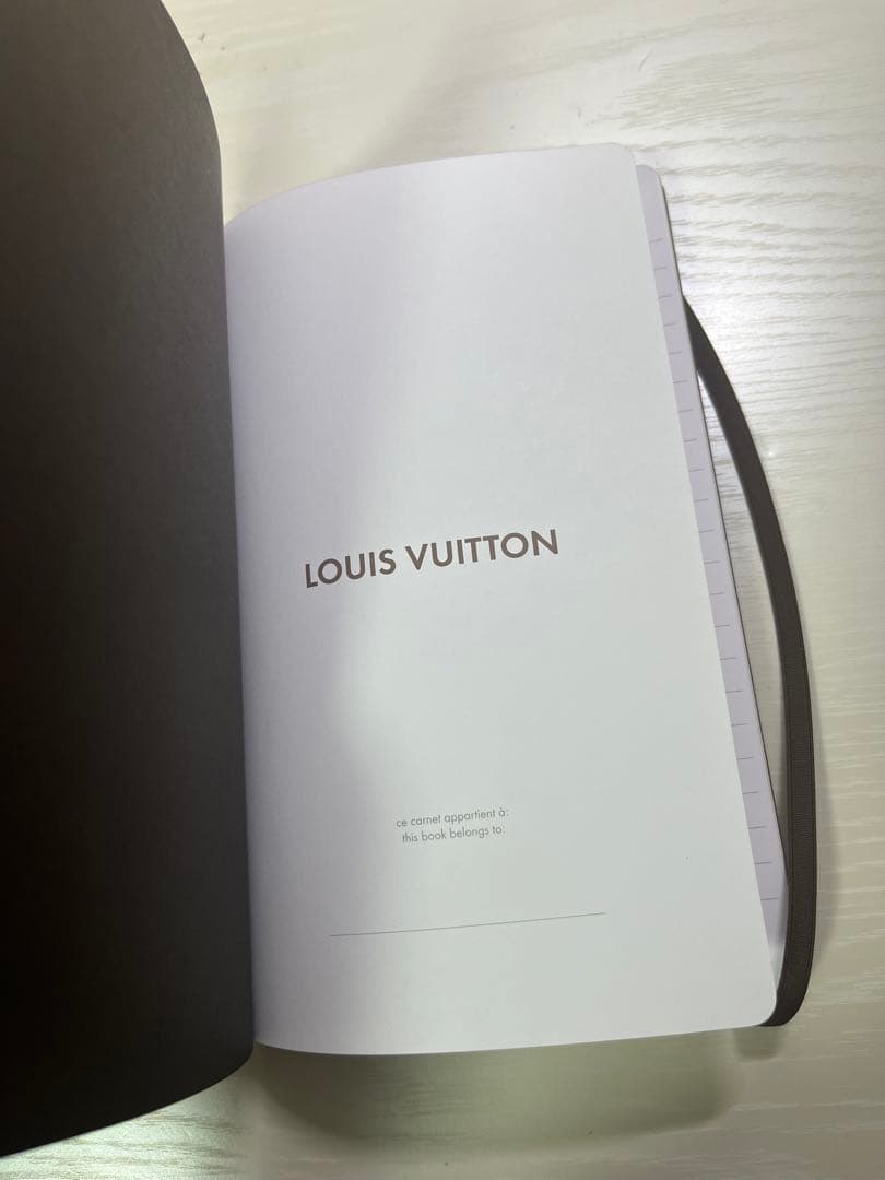 LOUIS VUITTON ノート