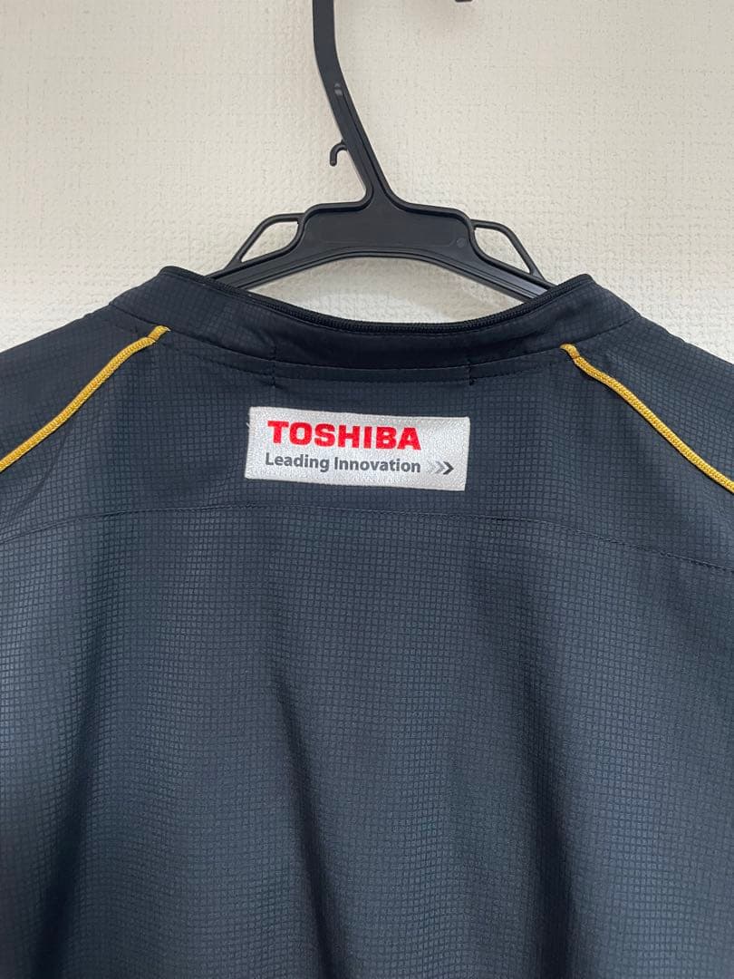 TOSHIBA 社会人野球　半袖ウェア