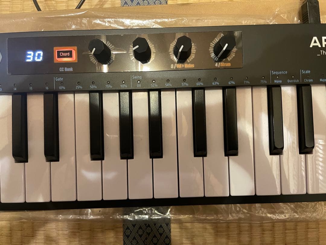 ARTURIA KEYSTEP 37 BLACK EDITION 限定品