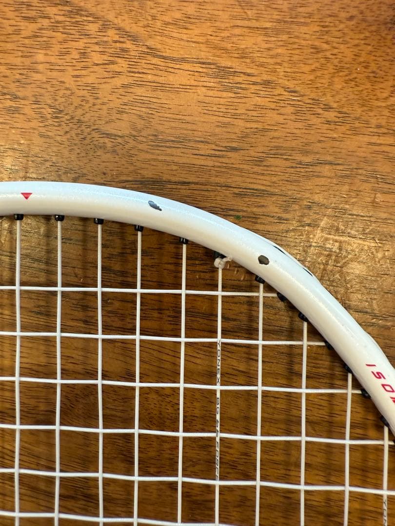 バドミントンラケット　YONEX ASTROX 33（アストロクス33）