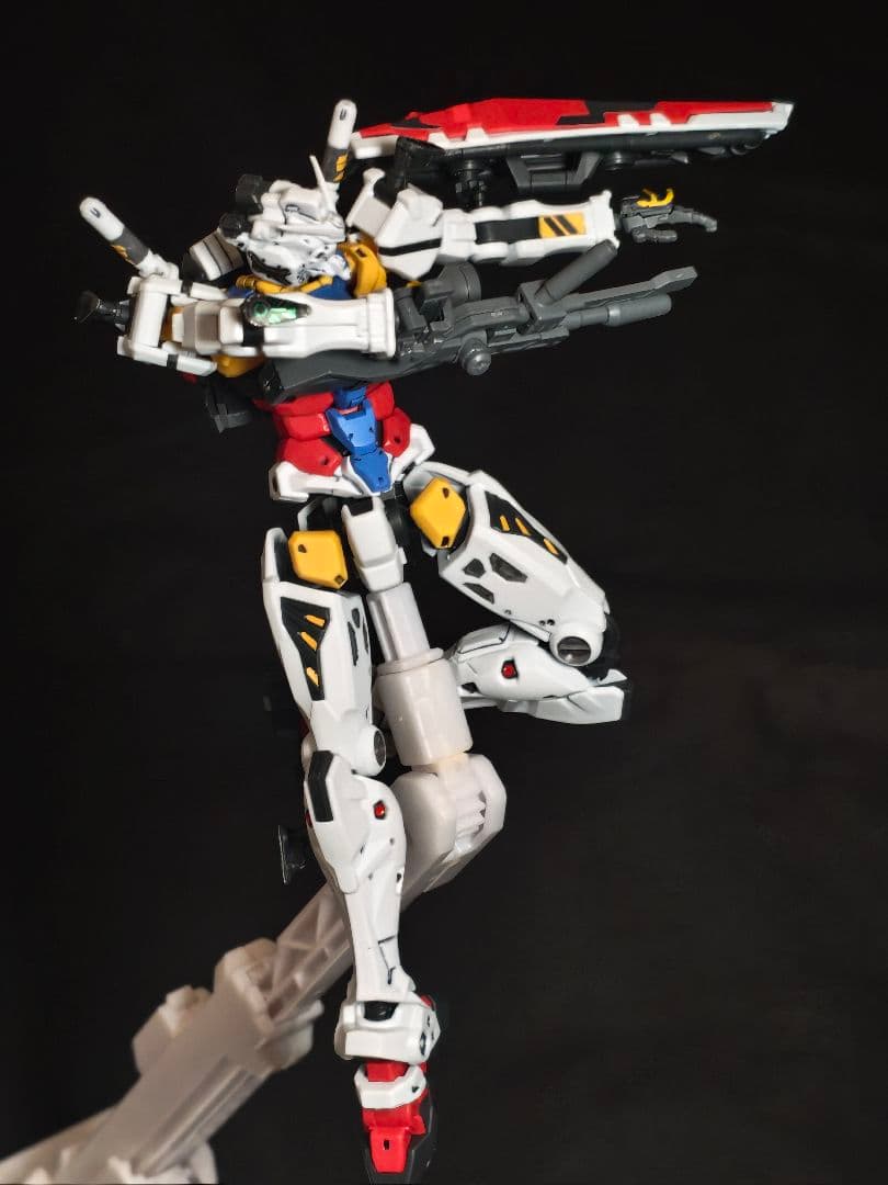 白いガンダム ジークアクス guuuuuux ガンダム シャア HG ガンプラ