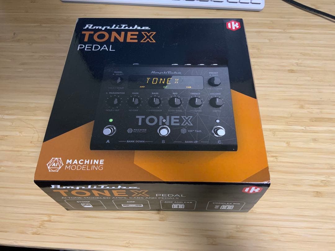 TONEX Pedal（TONEX MAX / AmpliTube 5付属）
