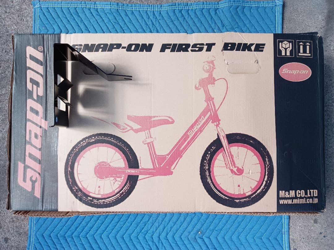 新品未使用！Snap on ファーストバイク かわいいレッド！ 幼児用自転車
