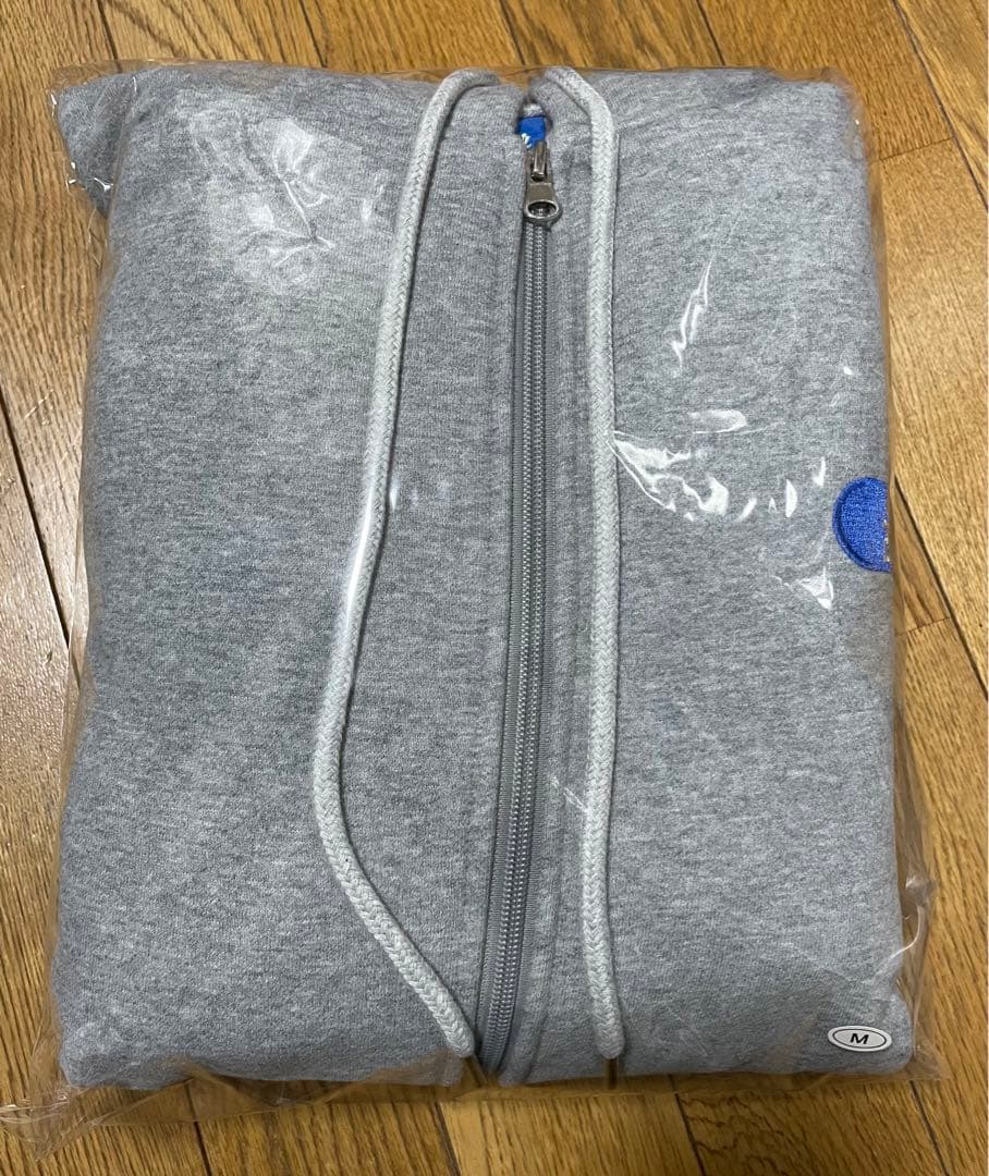 ⭐︎新品⭐︎SUPERJUNIORスパショ10 ジップアップパーカーMサイズ