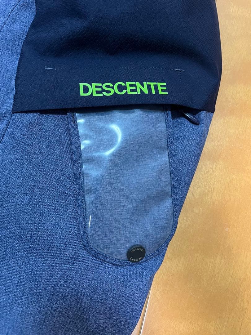DESCENTE デサント　スキーウェア上下