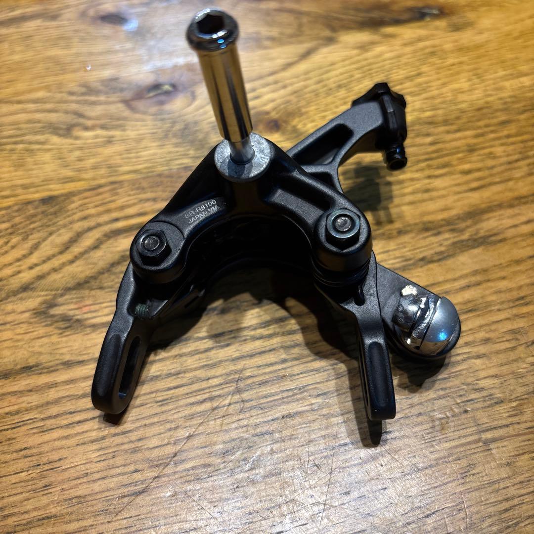 SHIMANO ULTEGRA BR-R8100前後キャリパープレーキ