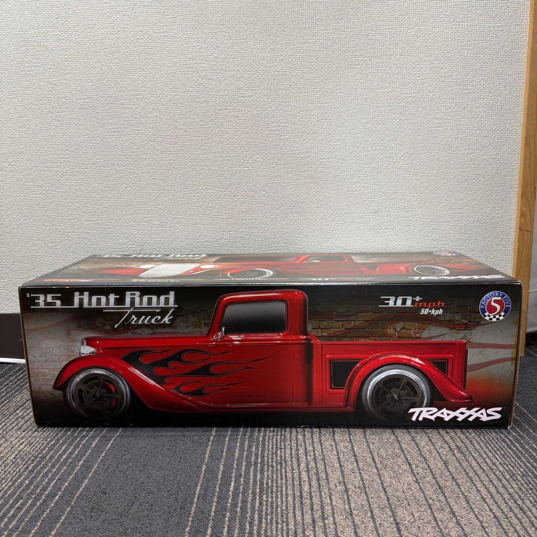ホビーラジコン Traxxas 35 Hot Rod Truck 1/10