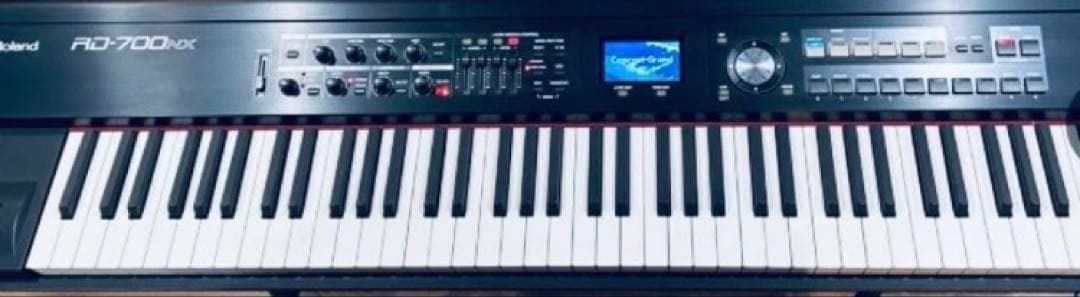 Roland 電子ピアノRD-700NX 最安値　シンセサイザー動作品概ね美品
