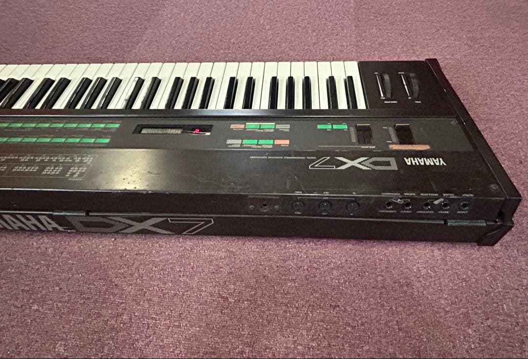 最終値下げ【YAMAHA DX7 デジタルシンセサイザー】中古品