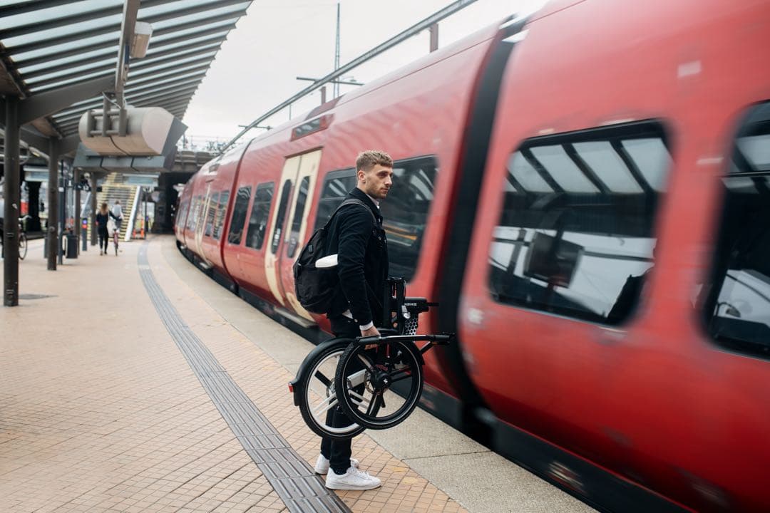 ホンバイクストンプラス　黒白