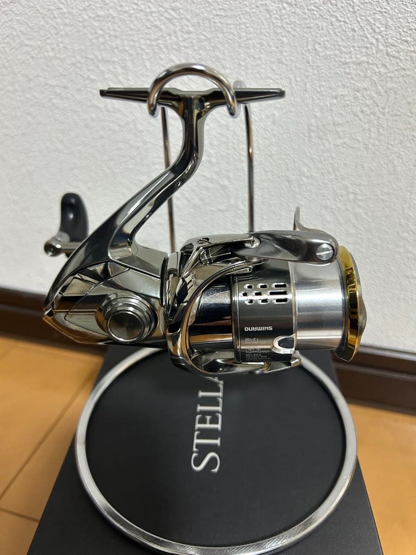 SHIMANO 18 STELLA 3000MHG スピニングリール