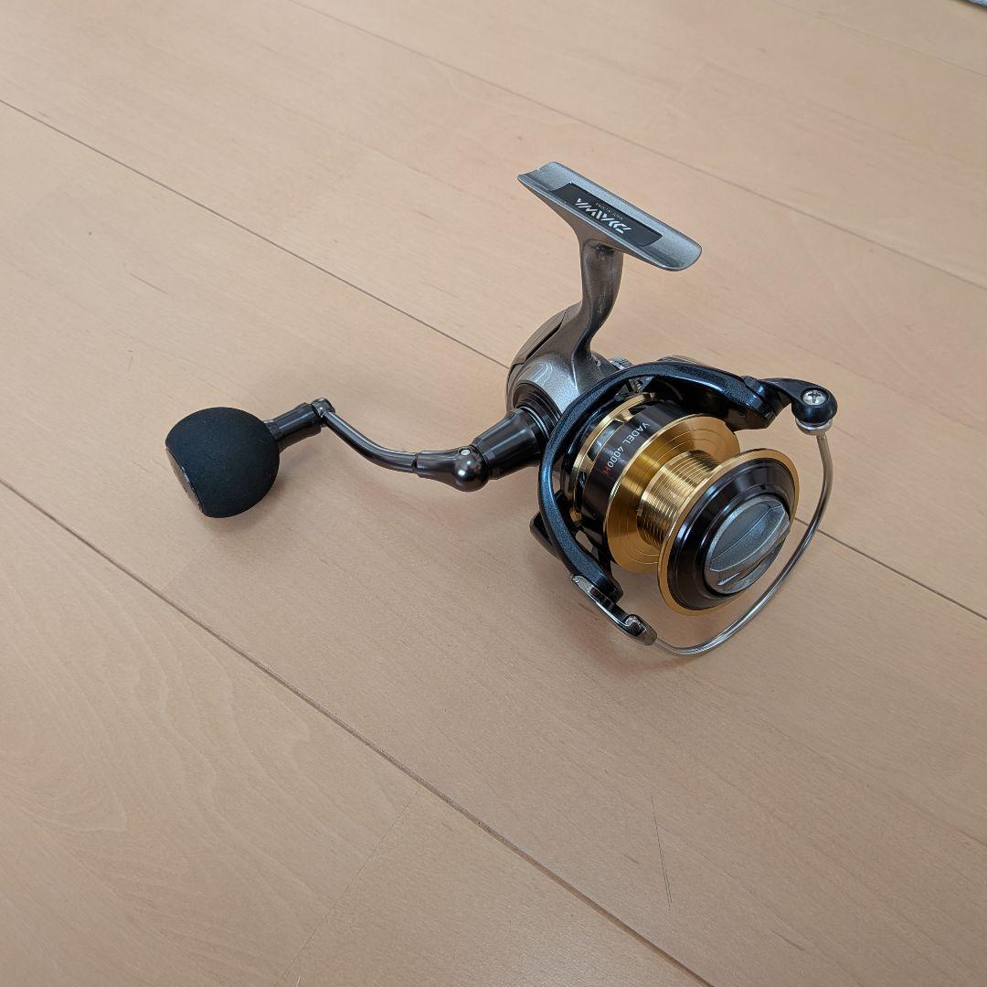 ダイワ　Daiwa　ヴァデル　4000H　リール