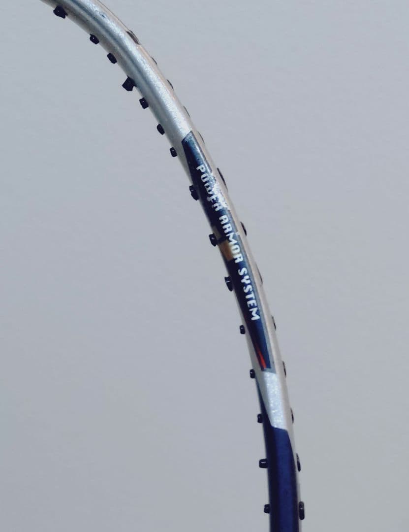 Yonex ARMORTEC800 OFFENSIVEバドミントンラケット