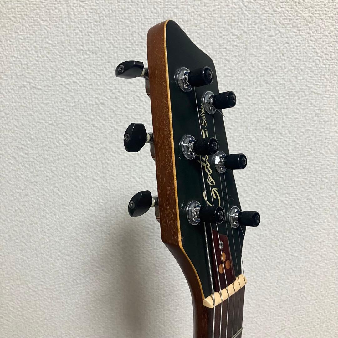 【クリーニング済】 Godin model Solidacゴダンエレキギター