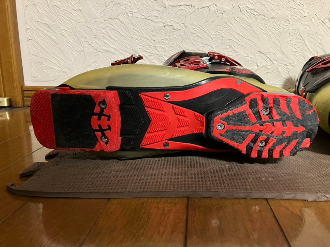 SALOMON　サロモン スキーブーツ 28〜28.5cm 幅広 WALKモード