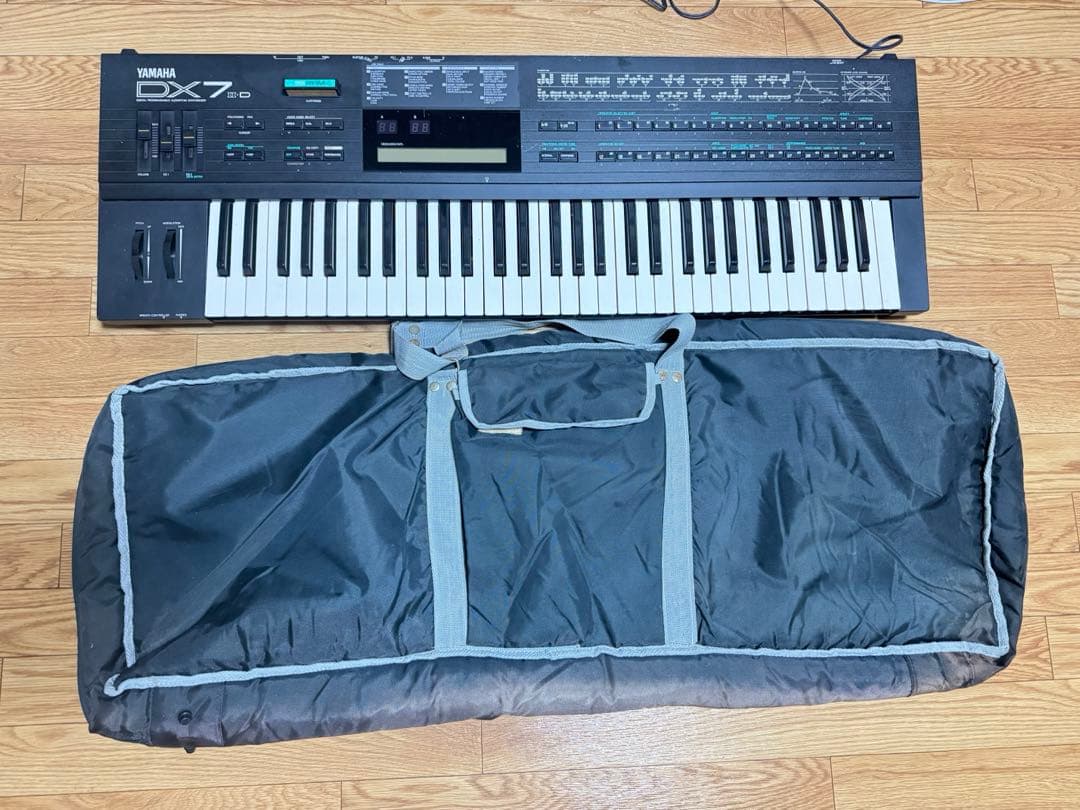 【値下げ中】YAMAHA DX7 IID シンセサイザー