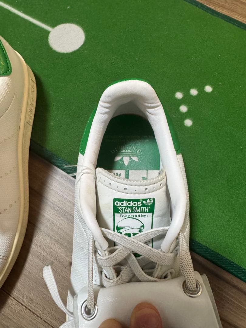 adidas Stan Smith フリンジ付きシューズ