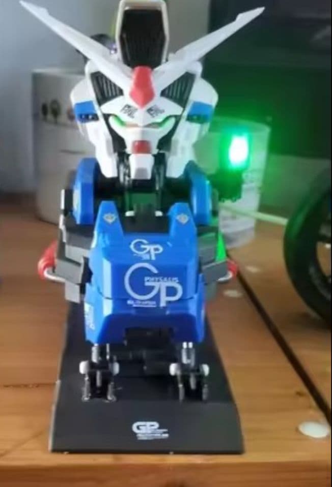 GP02 バストモデル　海外製　LED付き