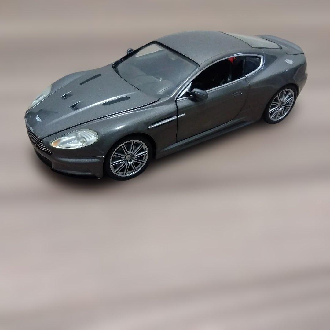 AstonMartin BOND DBS 1；18 アストンマーティン