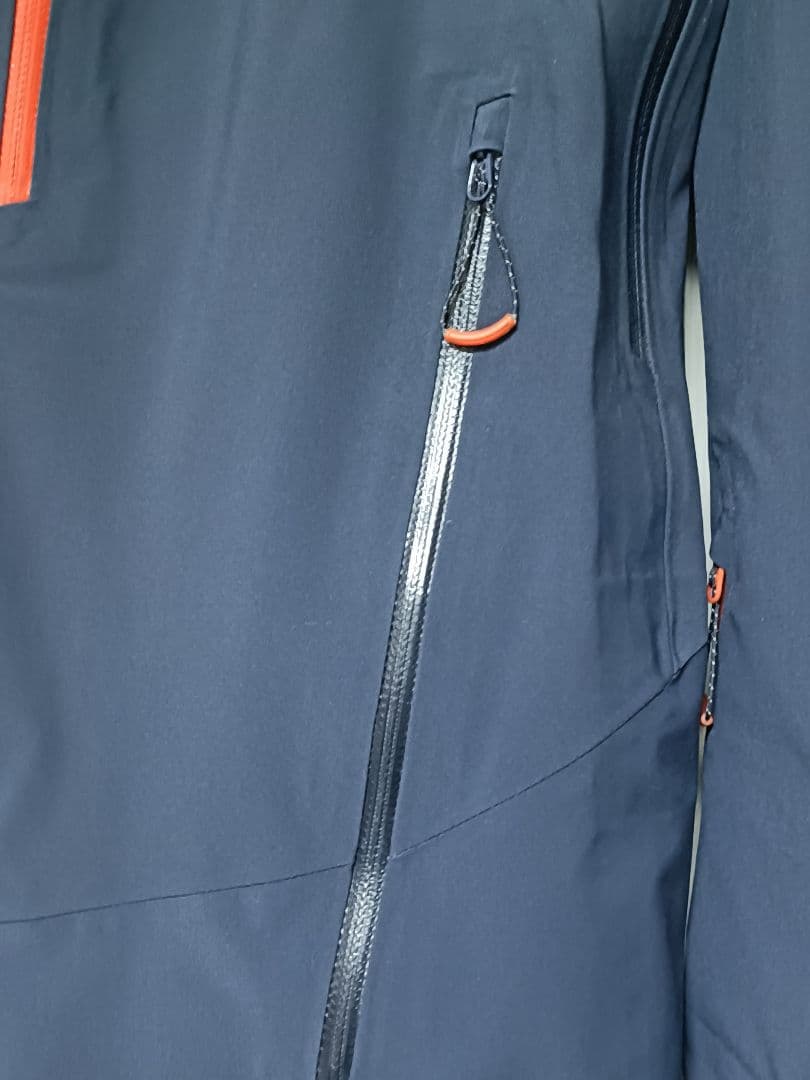 サロモン SALOMON ICESTAR 3L JKT　Sサイズ