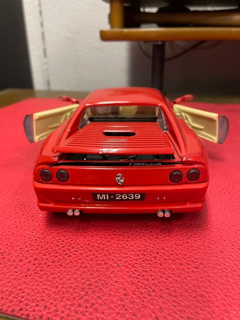 フェラーリ　F355