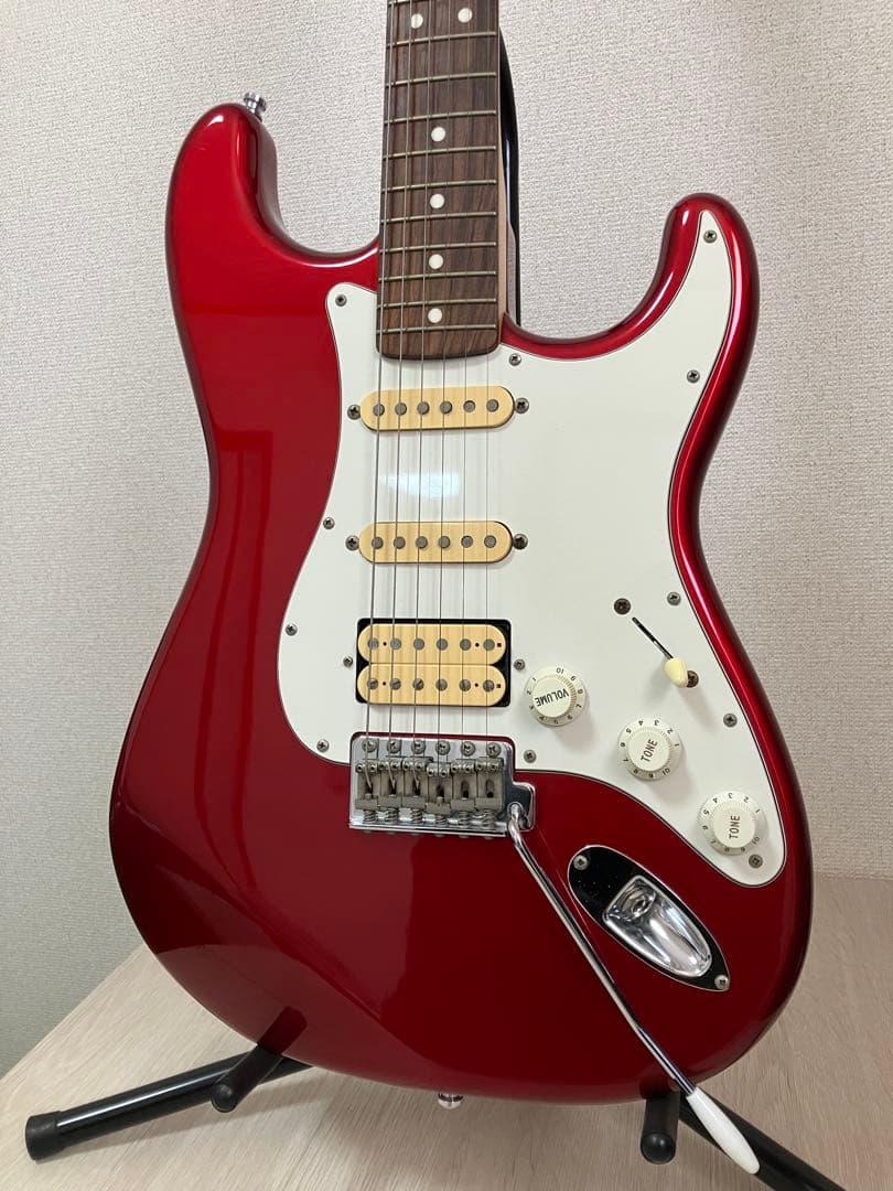 Fender エレキギターレッド ストラト