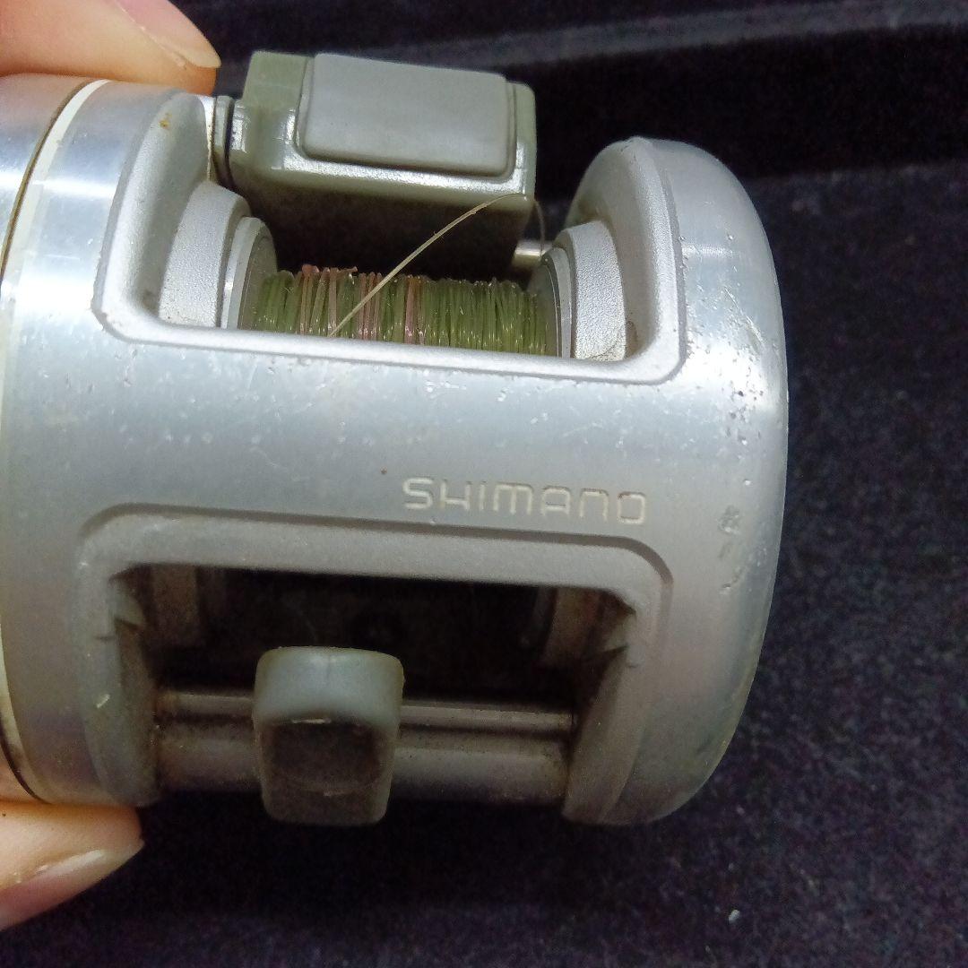 SHIMANO カルカッタ　リール