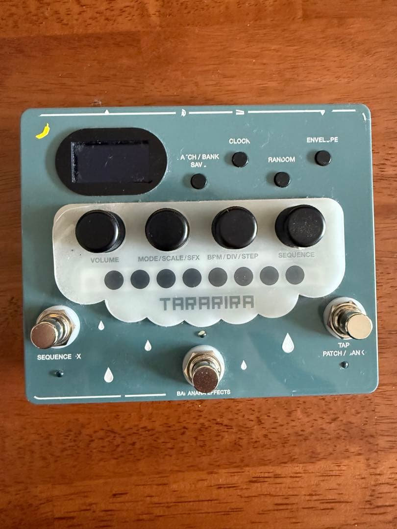 ギター BANANANA EFFECTS TARARIRA
