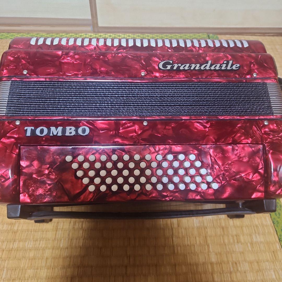 TOMBOアコーディオン Grandaile GT60B コスモレッド