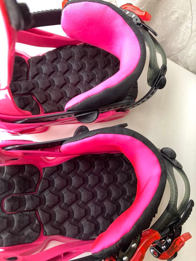 SALOMON rhythmスノーボードビンディング