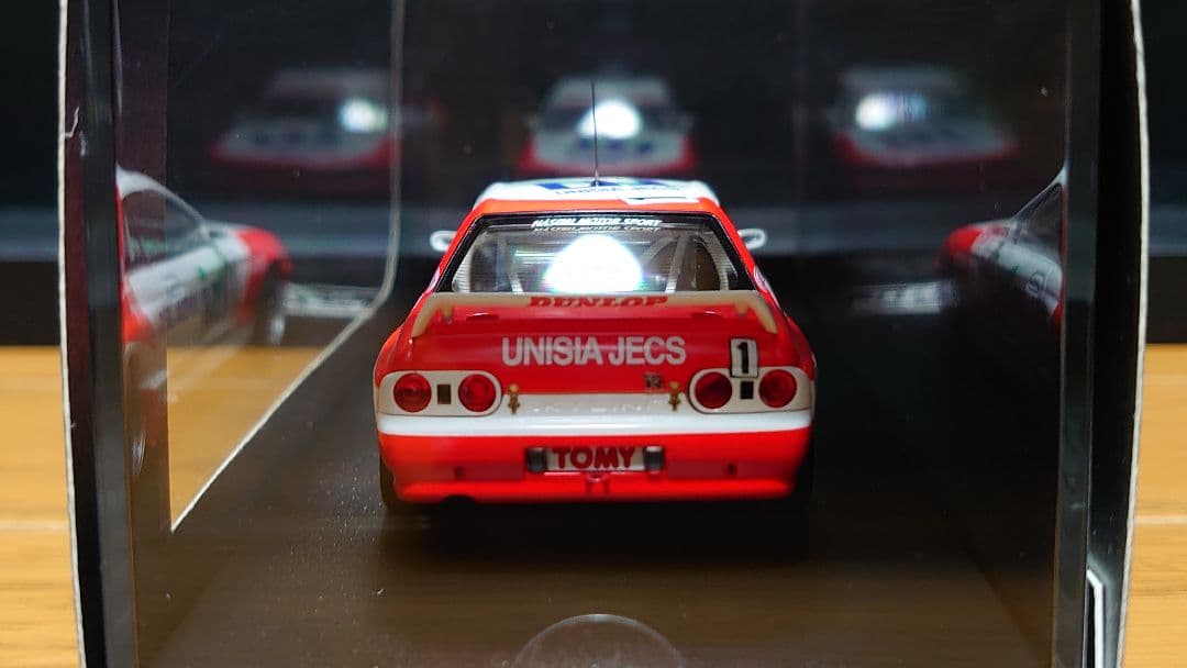 1/43 hpi ユニシアジェックス r32 bnr32