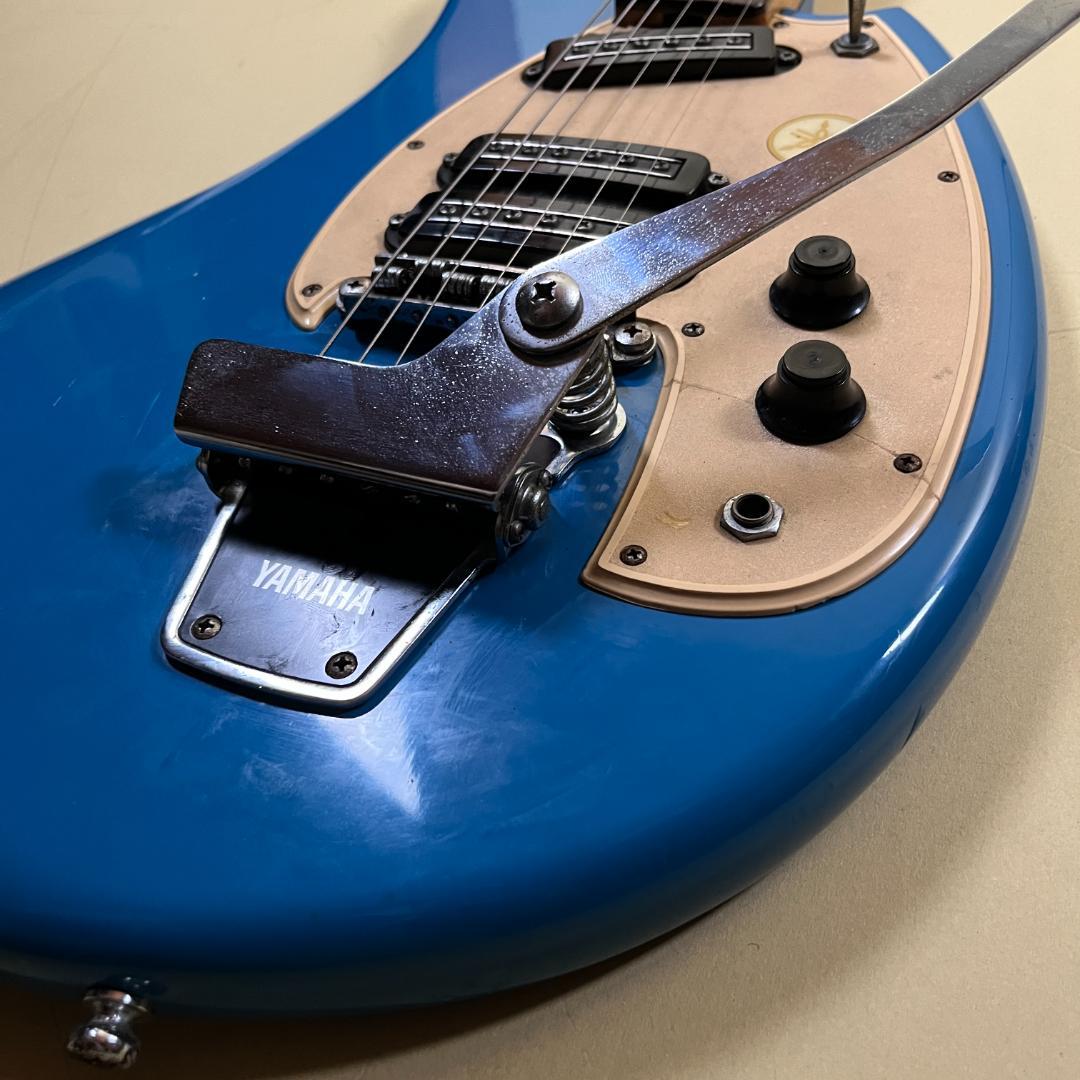 ギター Yamaha SG-2C Flying Banana Guitar Blue