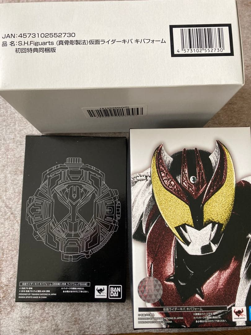 S.H.Figuarts 真骨彫　仮面ライダーキバ