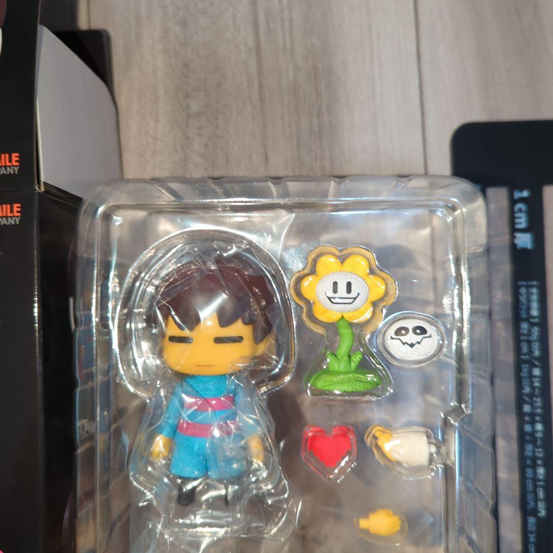 ■　undertale　ニンゲン　アンダーテール　ねんどろいど　フィギュア