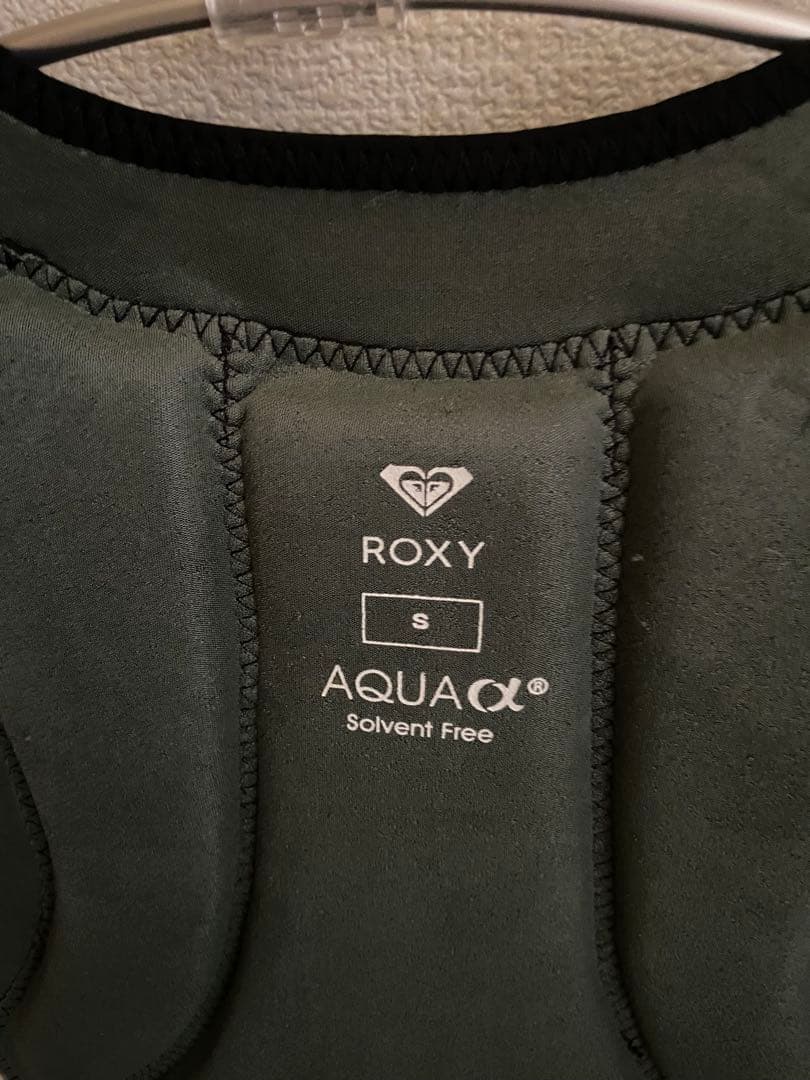 ROXY ノースリーブウェットスーツベストAQUAα Sサイズ