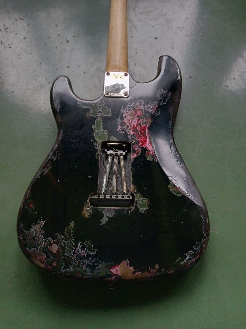 午前10時まで9,000円！ エレキギター　ストラト　ハードレリック