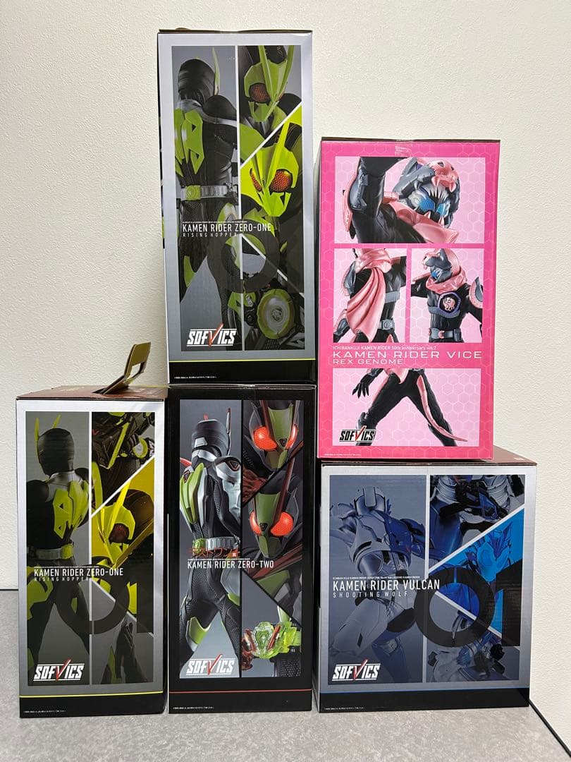仮面ライダー　フィギュア　まとめ売り