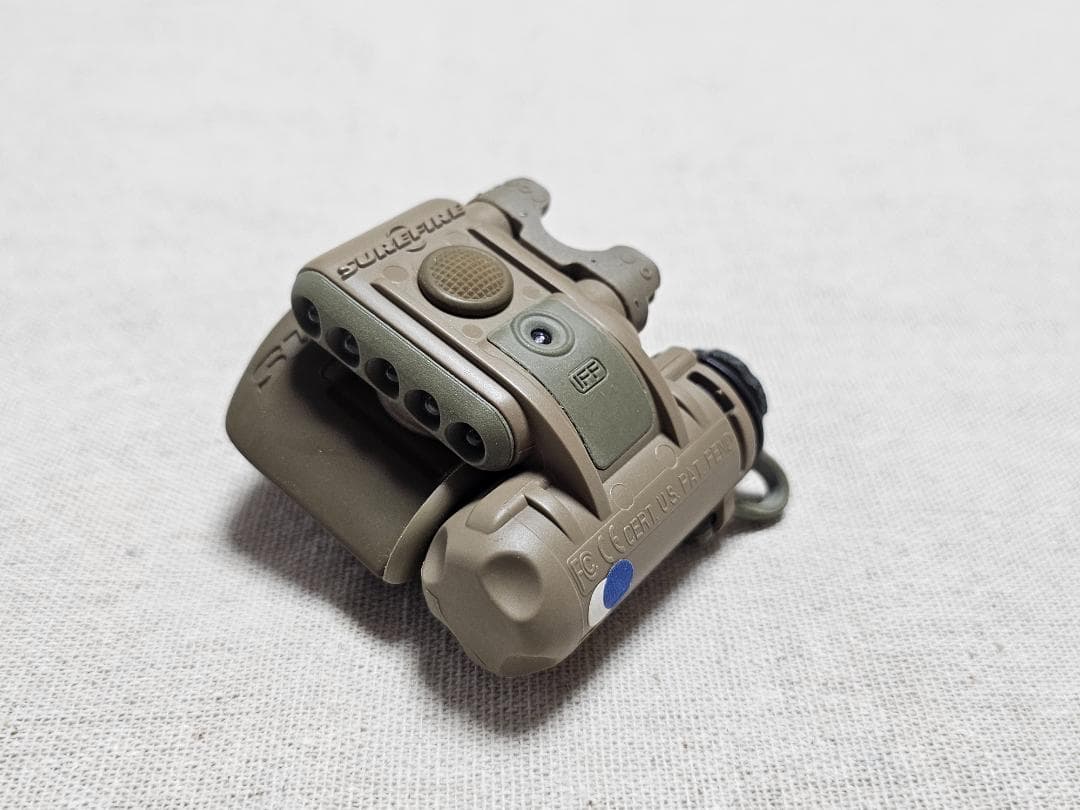 [中古]　米軍実物　SUREFIRE HELMET LIGHT HL1-B-TN