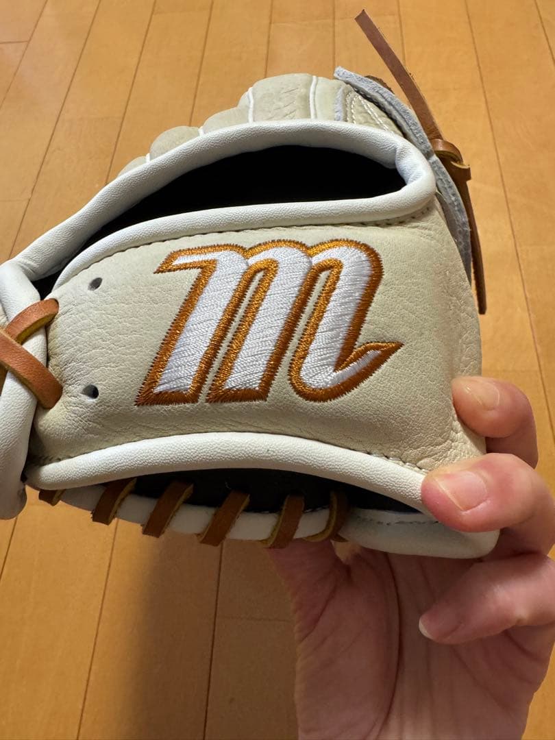 marucci マルーチ　硬式用グローブ　12.5インチ　外野手用