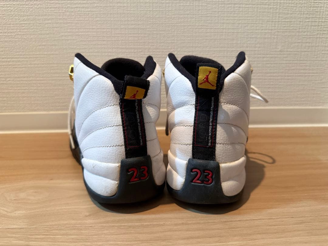 Air Jordan 12 ホワイト/ブラック/ネイビー