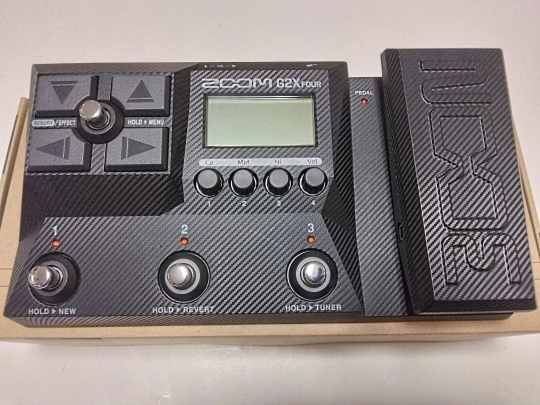 ギター Zoom g2x four